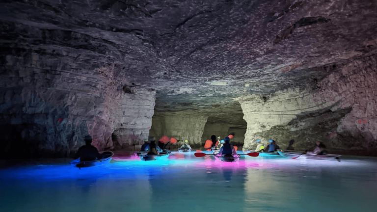 Red River Gorge Kayaking: Cave & River Tours - Airkayaks