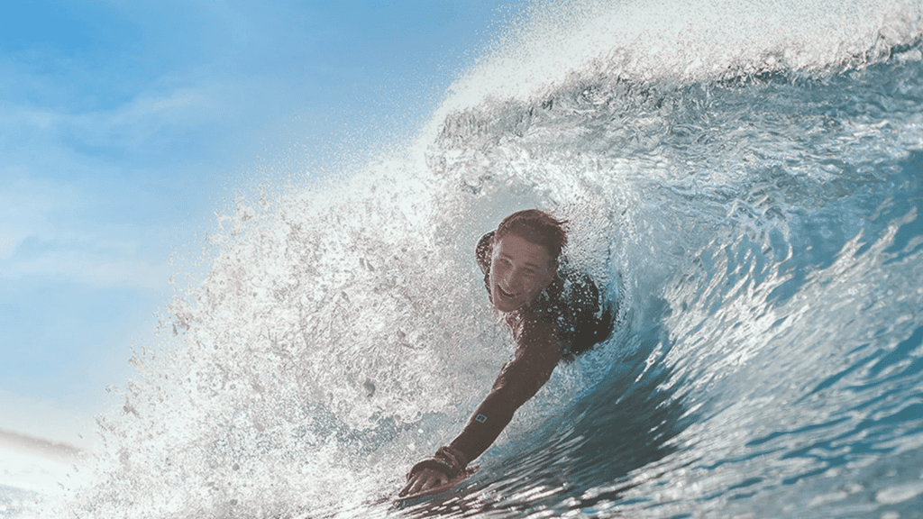 What Is Body Surfing? History, Benefits and Basic Concepts - Airkayaks